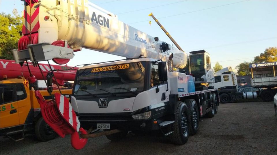 AGN Serviços de Locação de Guindastes - Chapecó/SC - Equipamentos